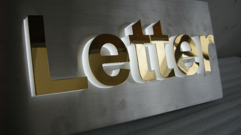 The Impact of 3D Acrylic Signage Letters on Business Marketing