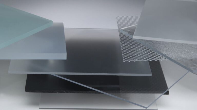 Key Benefits of Using Plexiglass Sheets in Design